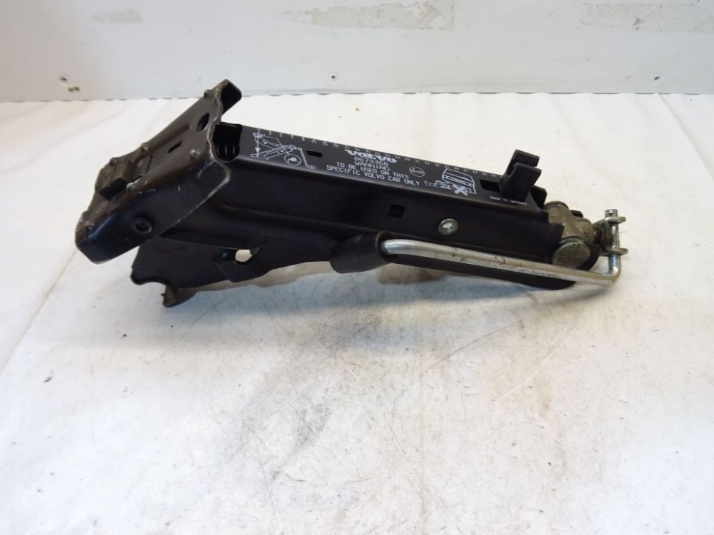 Sollevatore carrello 8679368 VOLVO V70 II (P80) 2.4 D