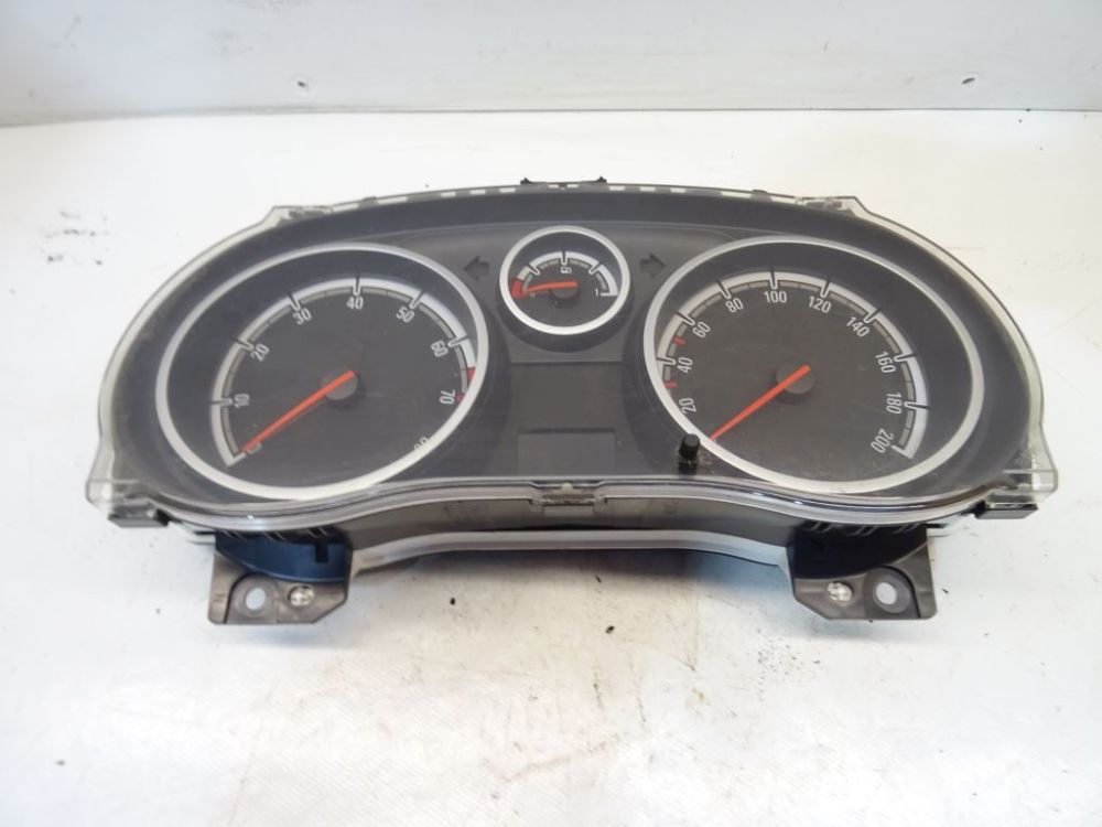 Tachimetro 1303304 OPEL CORSA D (S07) 1.0